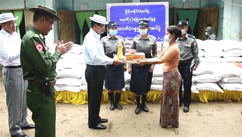 မှော်ဘီမြို့နယ်အတွင်းရှိ မြန်မာနိုင်ငံရဲတပ်ဖွဲ့ဝင်များနှင့် မိသားစုဝင်များအား စားသောက်ဖွယ်ရာများ