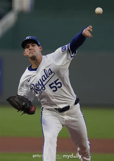 드디어 알 깨고 나온 1r 특급유망주캔자스시티 올스타 출신 차기 에이스와 3년 191억원 연장계약