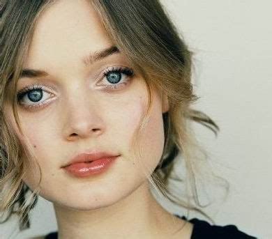 Girl Of Sexy Bella Heathcote
