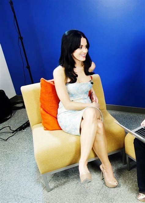 Shes So Hot Rkatyperrylegs