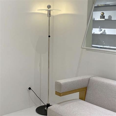 루뻬 테크노루멘 바우하우스 플로어 램프 장스탠드 조명 위시버킷