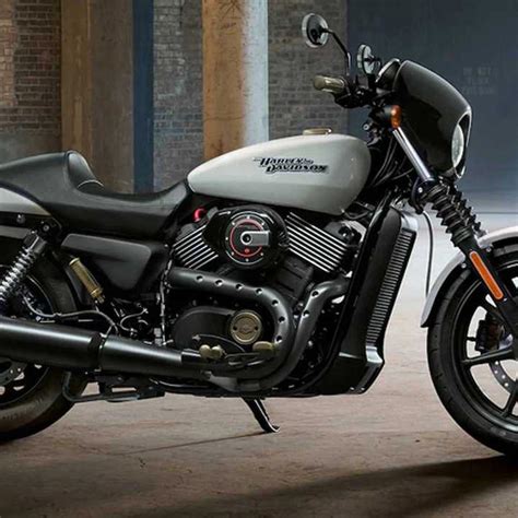 Harley Davidson Street 750 White