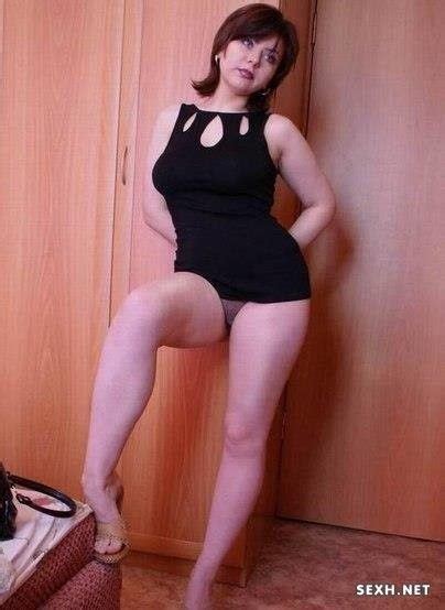 Голые ягодицы распутниц обещают страстный секс Pic