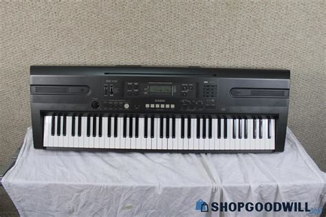 Casio WK-110 Keyboard - shopgoodwill.com