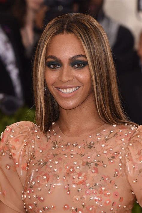 ბიონსემ რამდენჯერმე ადამიანები მსოფლიოს ქალაქებიდან