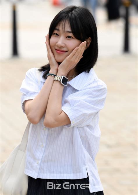 [비즈 포토] 이상한 변호사 우영우 종방연 하윤경 수줍은 꽃미모 비즈엔터