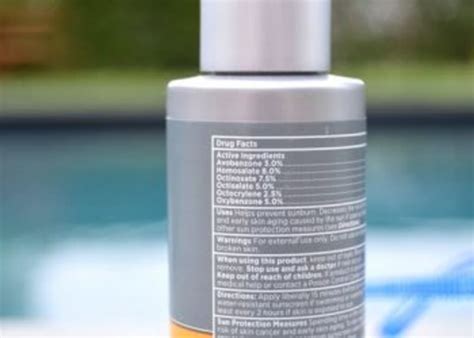13 Merk Sunblocksunscreen Spray Terbaik 2025