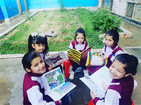 قصه‌خوانی یکی از رَوشهای مدرن لیسه خصوصی سپیدار دانش