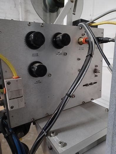 Used L 60 Right Hand Labeler Universal Labeling Systems For Sale At Nd