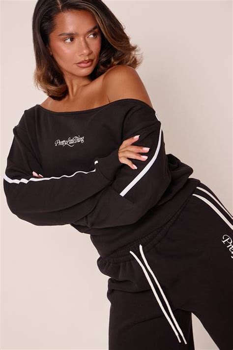 Womens Hoodies Black Hoodies Plt