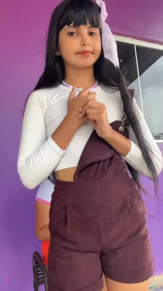 Sophia Terra Caindo Discover