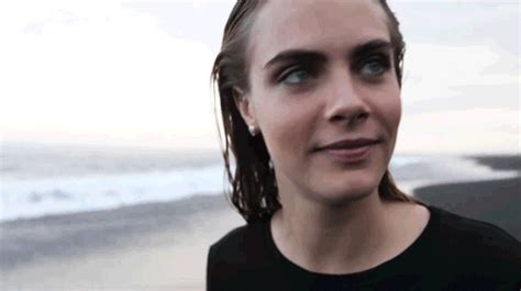 Cara Delevingne Model Gif Find Share On Giphy