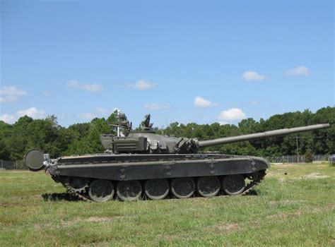 Американцы сделали танк Т 72 беспилотным