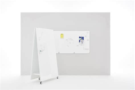 Moving Wall Privacy Screen From Moving Walls Architonic