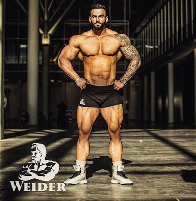 Romanian Hunk Roberto Alexandru Part Worldwide Body Builders