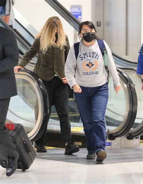 Meg Daisy Ryan At Lax In La Celebmafia