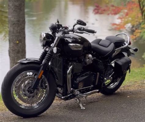 Triumph Speedmaster 1200 With Hitchcox Motorcycles Short Drag Pipes In