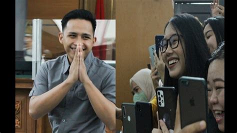 Masuk Ruang Sidang Penggemar Ngaku Mau Culik Bharada E Karena Ganteng Dan Jujur