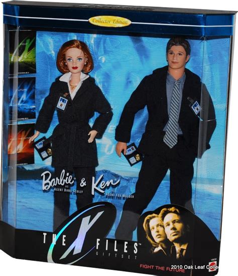 Collector Edition X Files Barbie Ken Dolls