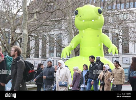 Note Content In Photo A Giant Phallic Looking Lizard Is Inflated In