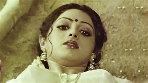 शरदव क बलवड रमटक सन Sridevi Romantic Scene Tohfa Full Romantic Movie Scene