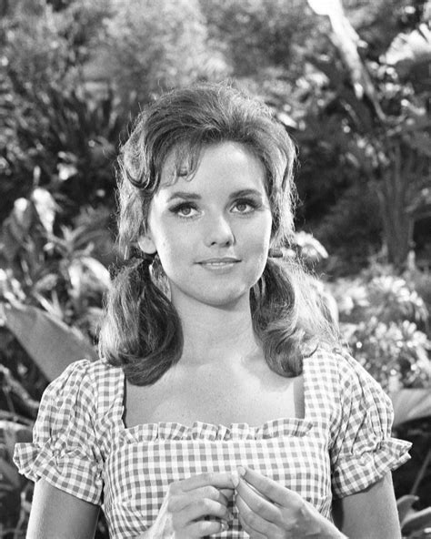 28 Fascinating Photos Of Dawn Wells As Mary Ann Summers On Gilligans