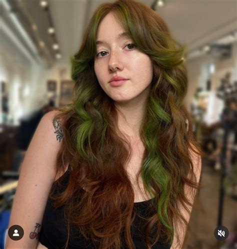Green Highlights Auburn And Green Hair Light Brown And Green Hair