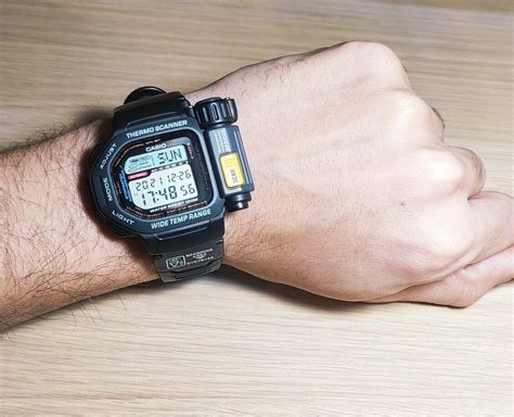 Casio Tsr 100 It Has A Miniature Portable Thermo Scanner How Cool