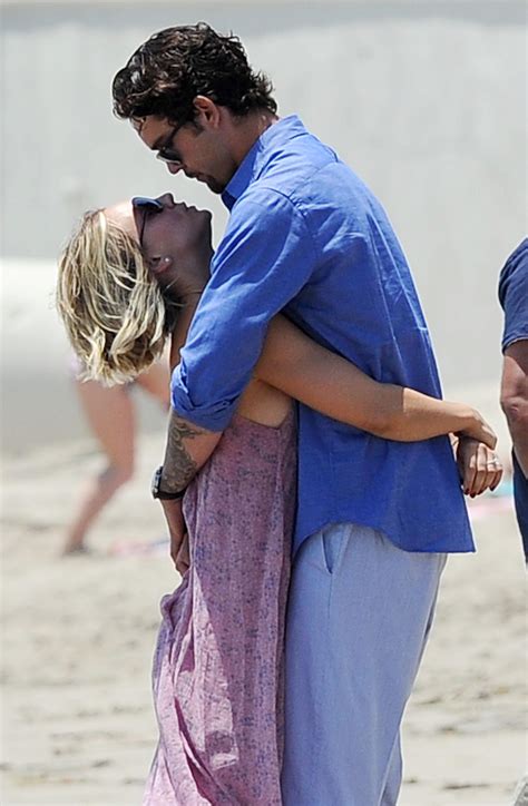 Regretful Kaley Cuoco Covers Up Her Tattoo Of Wedding Date With Ex