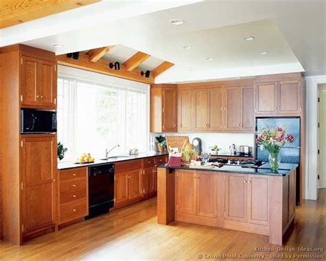 Shaker Kitchen Cabinets Door Styles Designs And Pictures