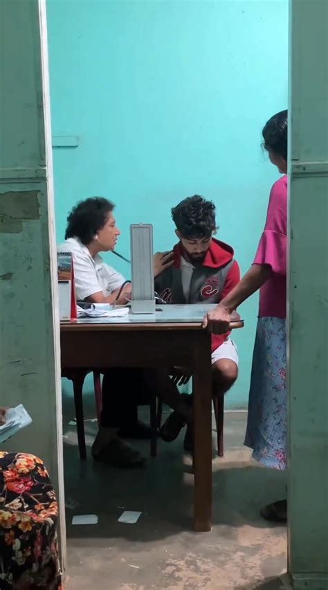 හීන වෙනුවෙන් විසිරී ගිය මිතුරන් යම් දිනයක හමුවිය යුතුමයි 🤍 හීන වෙනුවෙන් විසිරී ගිය මිතුරන්