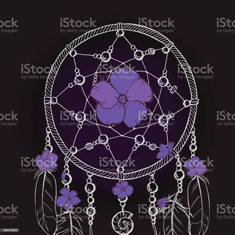 손 검은 배경에 아름 다운 보라색 꽃으로 화려한 꿈 캐처를 그려 벡터 일러스트입니다 0명에 대한 스톡 벡터 아트 및 기타 이미지 0명 고풍스런 공예 Istock