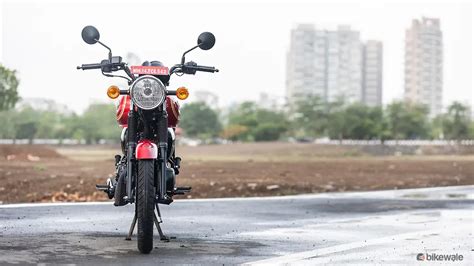 Kawasaki W175 Front View Image Bikewale