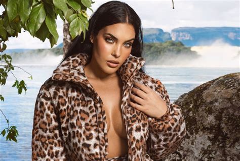 Yeimmy Rodriguez Visita El País Azteca Diario Contraste Noticias