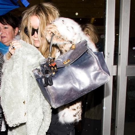 Would You Visit A Museum Dedicated To The Olsen Twins Yes Duh Artofit