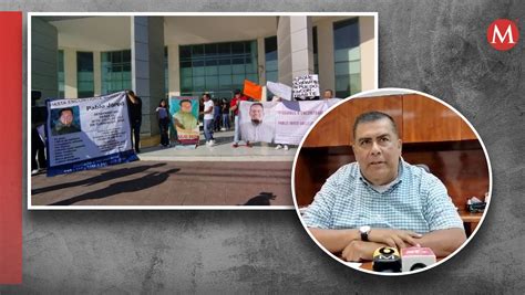 Torreón Familiares Y Amigos De Pablo Jared Protestan Frente A Fge Grupo Milenio