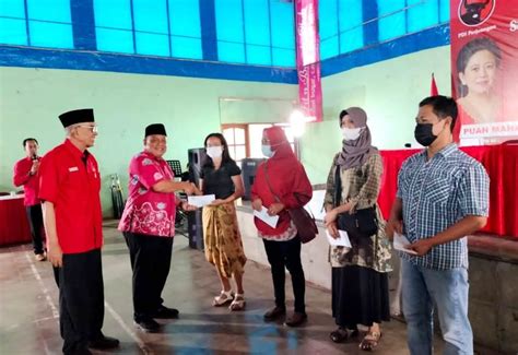 Idham Samawi Bagikan Pip Di Bantul