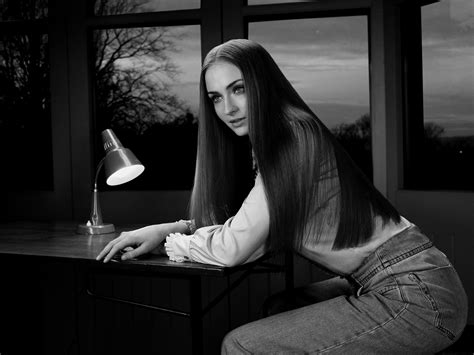 Sophie Turner Monochrome 2017 Wallpaper Hd Celebrities 4k Wallpapers Images And Background