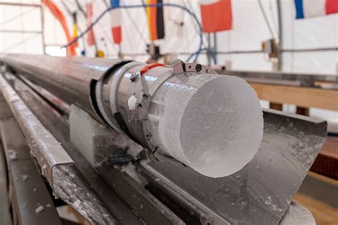 Scientists Drill Nearly 2 Miles Down To Pull 1 2 Million Year Old Ice Core From Antarctic The