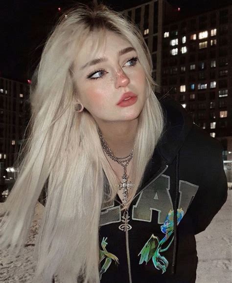 Ig Djerq Черные косы девушки Блонд Подростковые прически