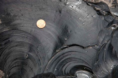 Conchoidal Fracture In Obsidian Geology Pics