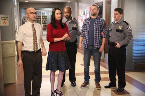 Community Season 6 Episode 7 Review “advanced Safety Features” Tvovermind
