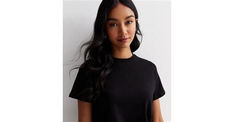 Black Cotton Crew Neck T Shirt New Look