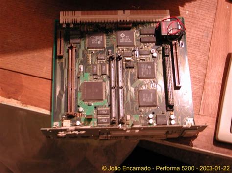 Apple Macintosh Performa 5200