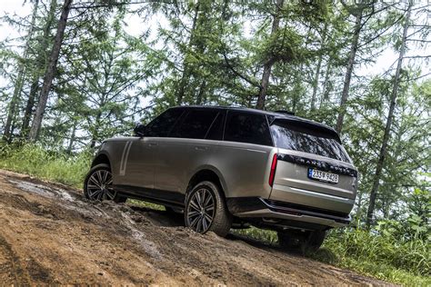 시승기 90cm 깊이 물 진흙길도 척척 랜드로버 Suv 레인지로버