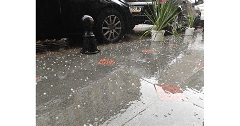 София се връща към нормален живот след бурята но след часове се чака нова