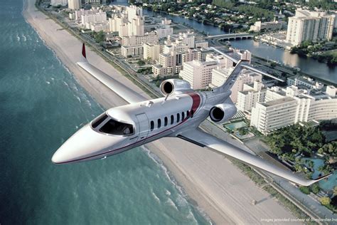 Learjet 75 Main Passenger Club