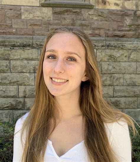 Stephanie Bournes Instagram Twitter And Facebook On Idcrawl