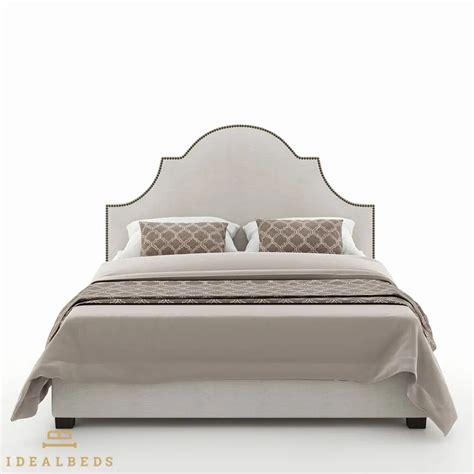 Дизайнерская кровать мягкая Cheresse заказать в Москве по ценам от