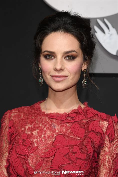 “사랑하는 케이티” 송중기 연인 지목된 케이티 루이스 사운더스 누구 뉴스인코리아